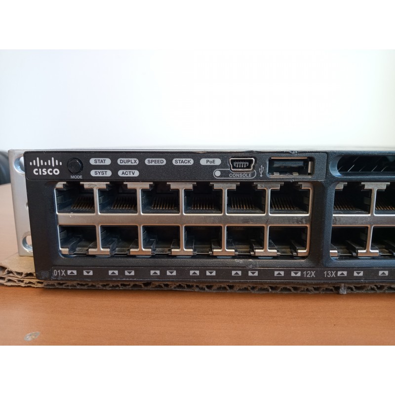 Switch Cisco Catalyst 3650 48 PoE+ 4x1G - WebRedes Store