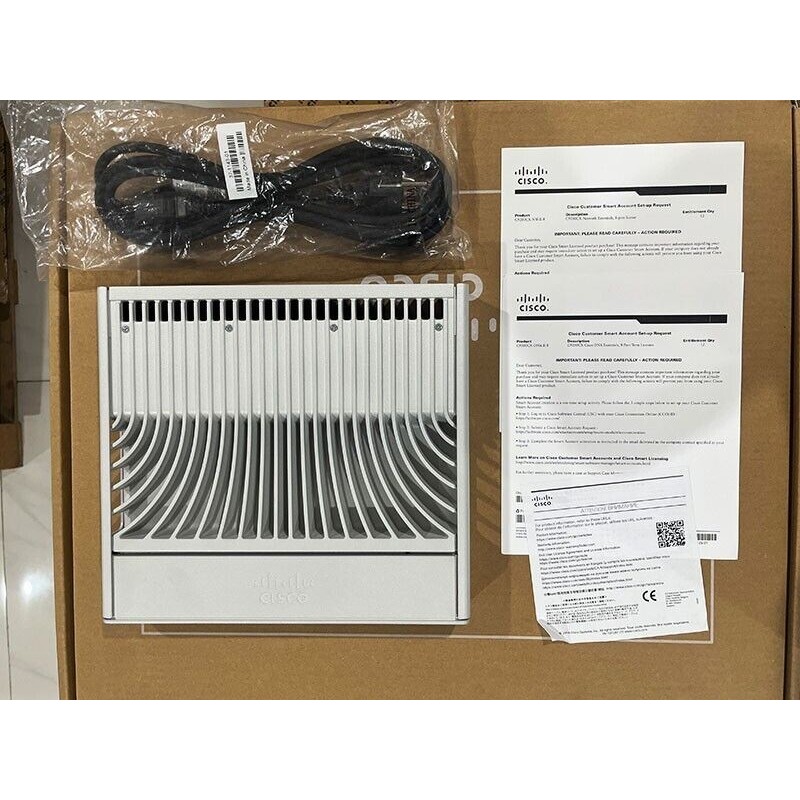 Catalyst 9000 Compact Switch PoE+ de 8 puertos, 240 W, Network Essentials